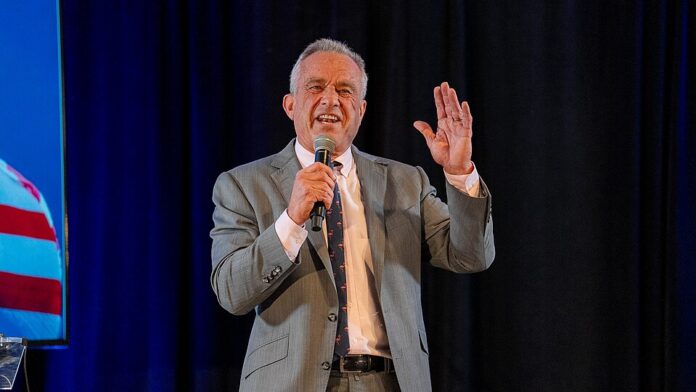 RFK Jr. Posts Wild SNAKE CATCHING VIDEO As WIFE BEGS HIM TO STOP ...